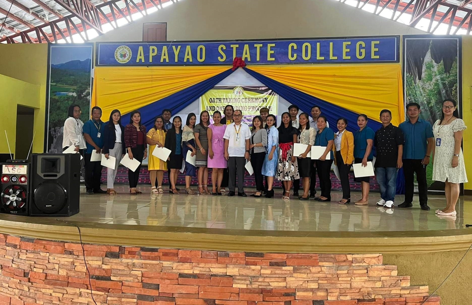 24 Newly Appointed and Promoted Personnel Take Oath of Office - Apayao ...