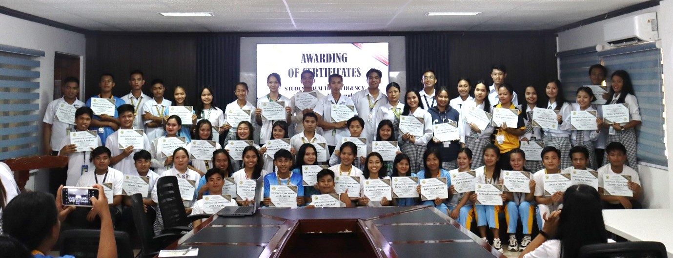 ASC student volunteers take oath and receive certificates - Apayao ...
